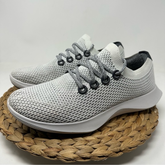 allbirds | Shoes | Allbirds Tree Dasher Sneakers Quartz Light Grey Size ...